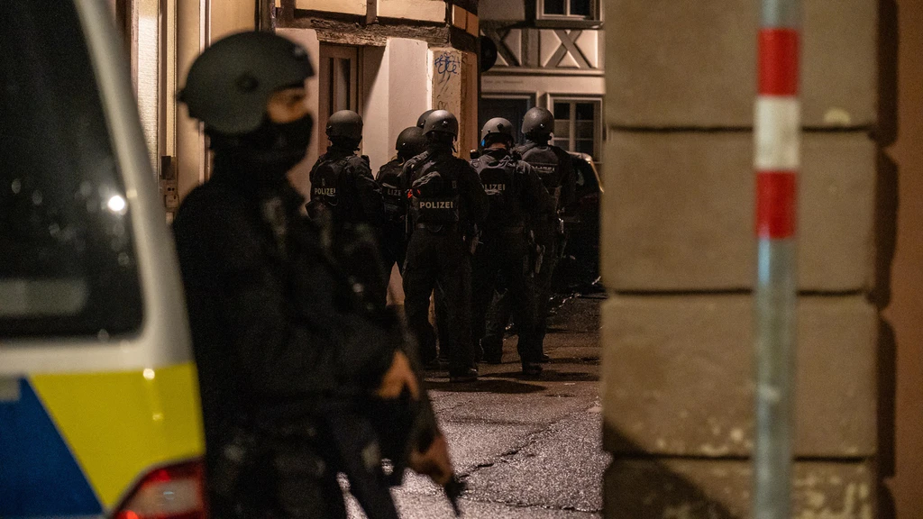 SEK-Einsatz in Bamberg: 66-Jähriger schließt sich in Wohnung ein | tvo.de