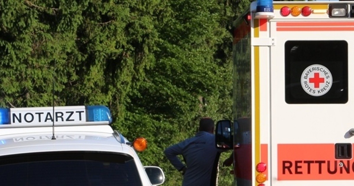 Altenplos: Fünf Verletzte bei Unfall auf der B85 | tvo.de