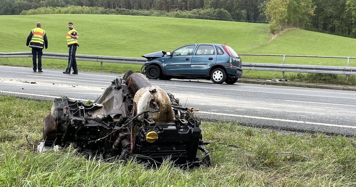 B85/Neudrossenfeld: Drei Verletzte nach schwerem Unfall | tvo.de